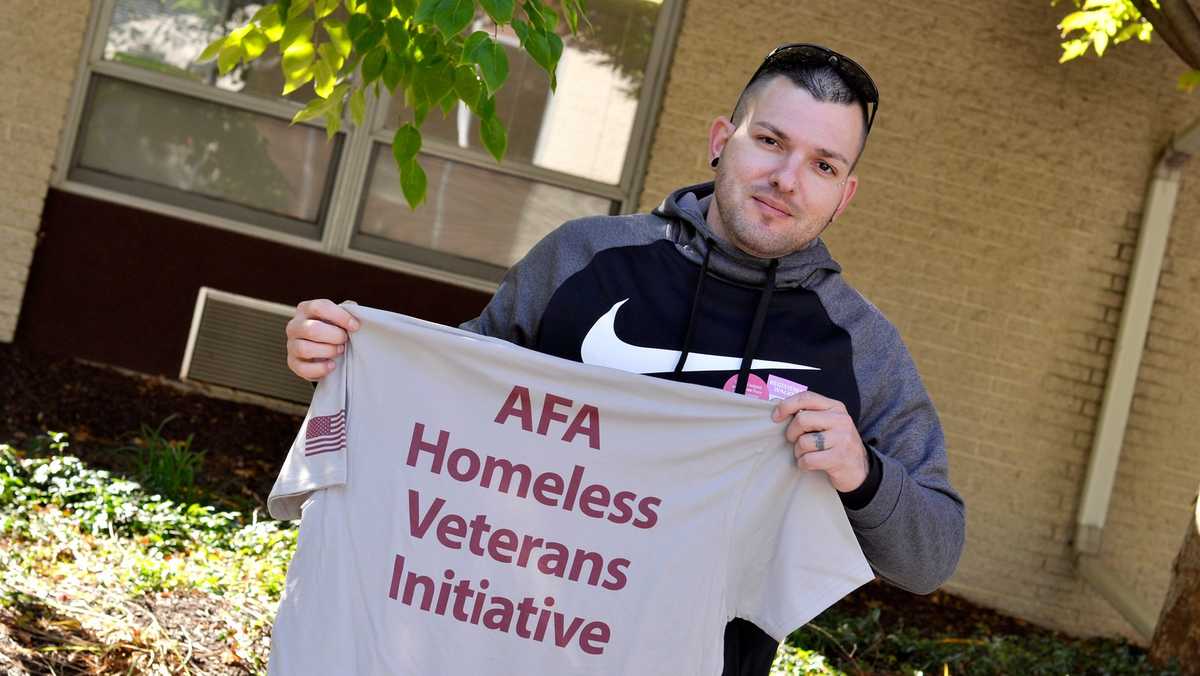 All-night campout highlights the issue of homelessness among veterans