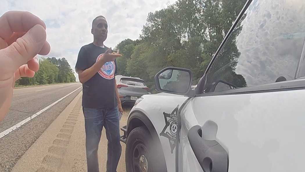 College professor claims Rankin County K9 officer violated his civil rights