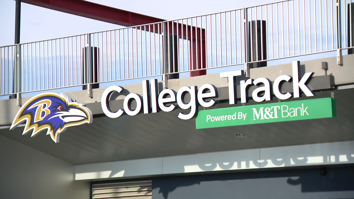 New College Track Center helps city students get to college