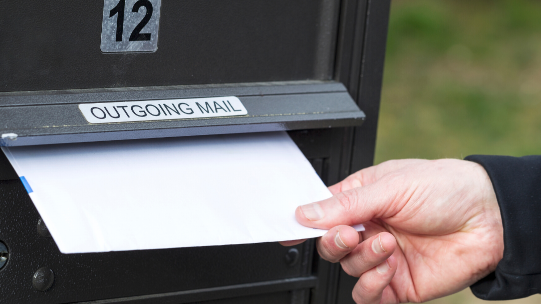 U S Postal Service Urges Voters To Mail Ballots Early