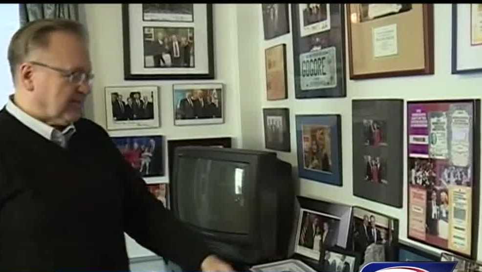 Buckley considers bid for top DNC post