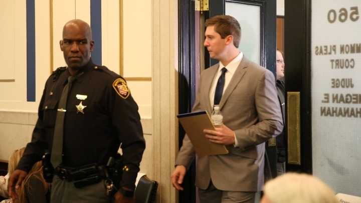 Jury process resumes in murder retrial for ex-police officer