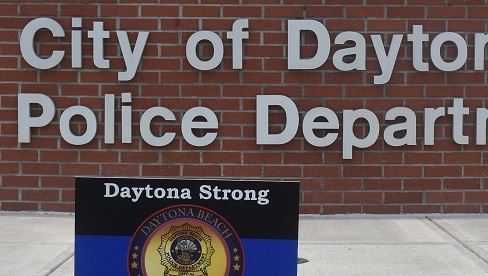 Daytona Beach police hold wreath-laying ceremony to honor Officer Jason ...