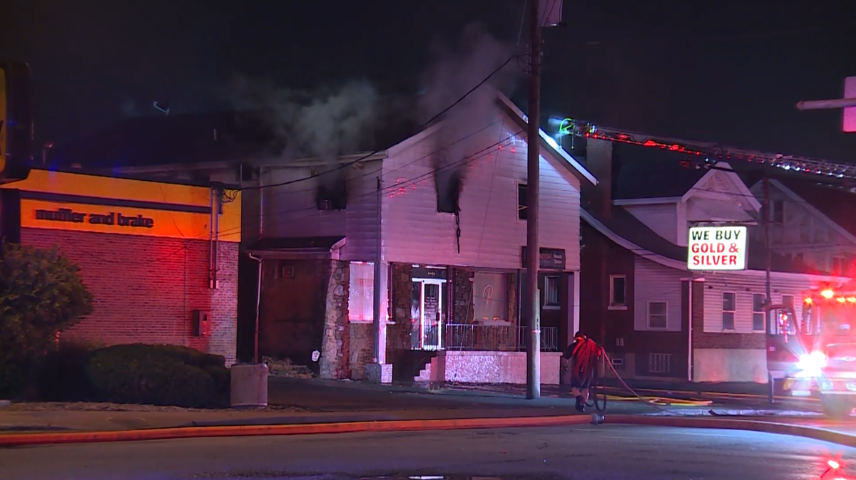 Fire crews battle flames at mixed-use buliding overnight in Reading
