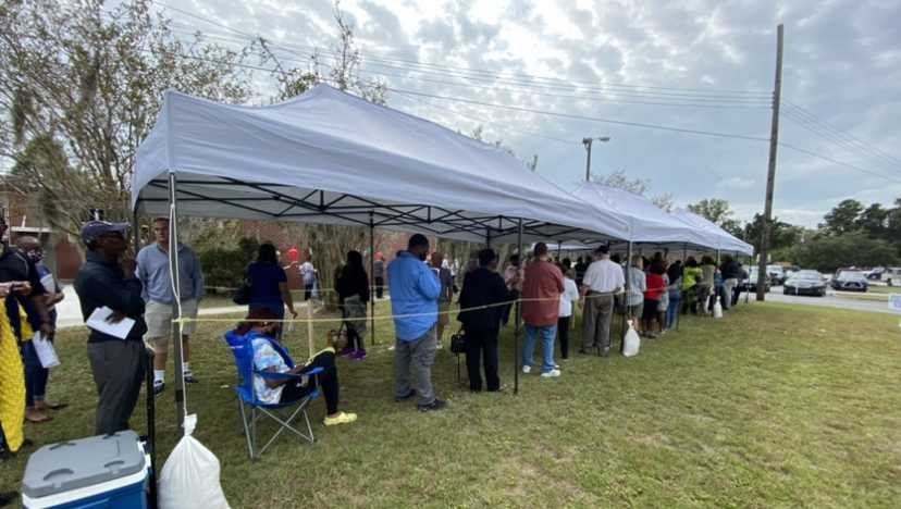 Georgia: Some in Savannah wait for 2 hours as early voting begins