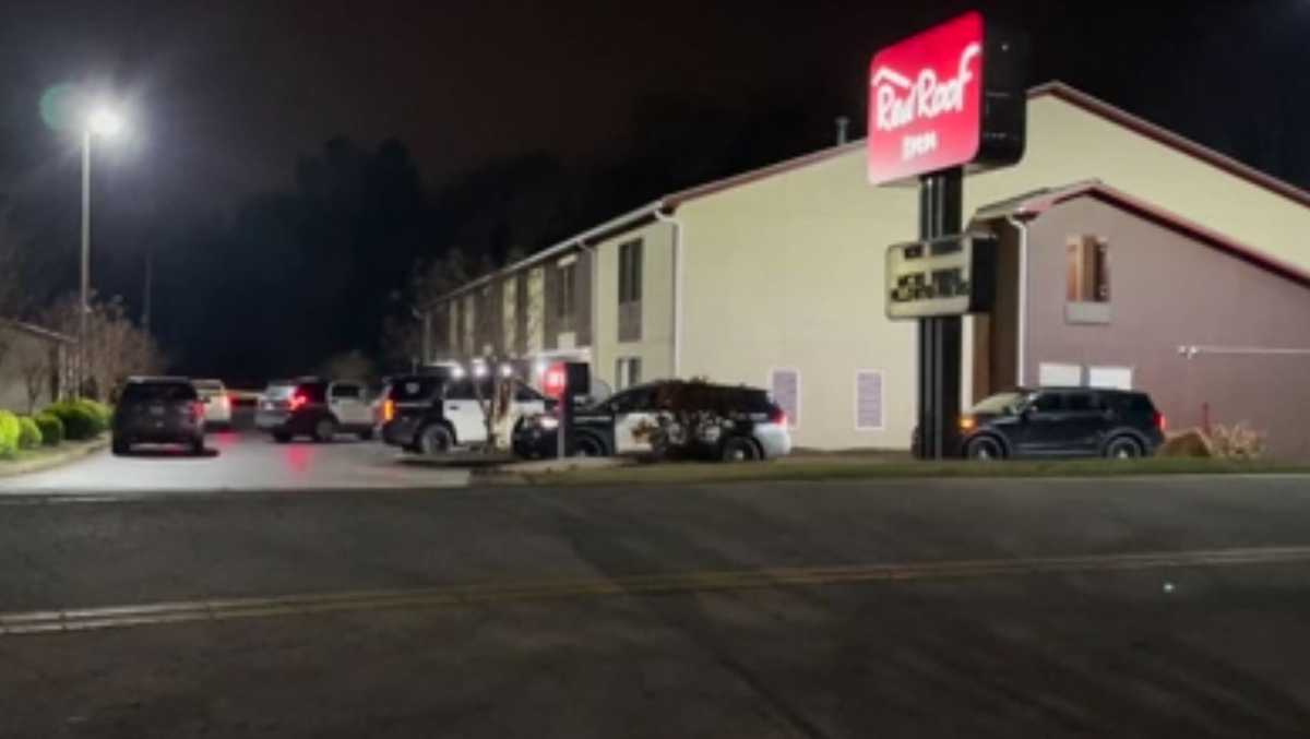 South Carolina: Woman shot at Red Roof Inn hotel dies