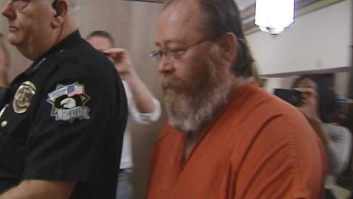 Death penalty sought against suspected serial killer