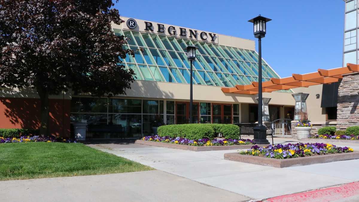 Regency hosts first bridal fair this spring