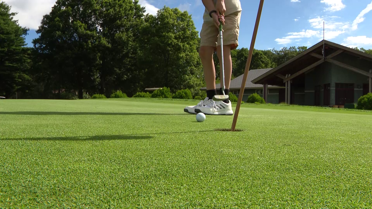 Reggie Lewis Center honors 30 years with community golf tournament