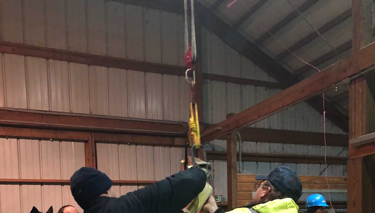 Officers respond to animal rescue in Liberty Township