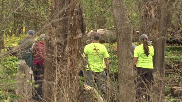 Crews gather in renewed search this weekend in 1999 disappearance of ...