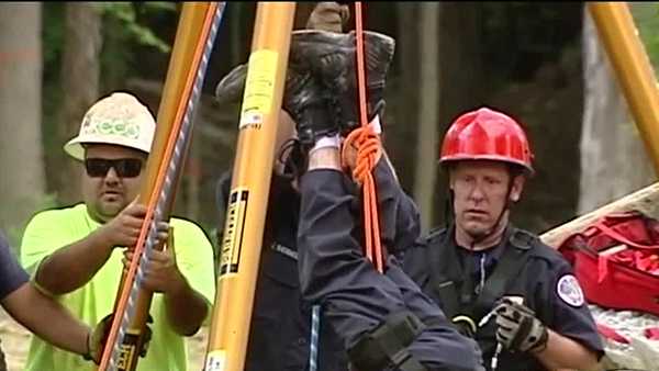 Rescue crews spring into action to save NKY construction worker from trench