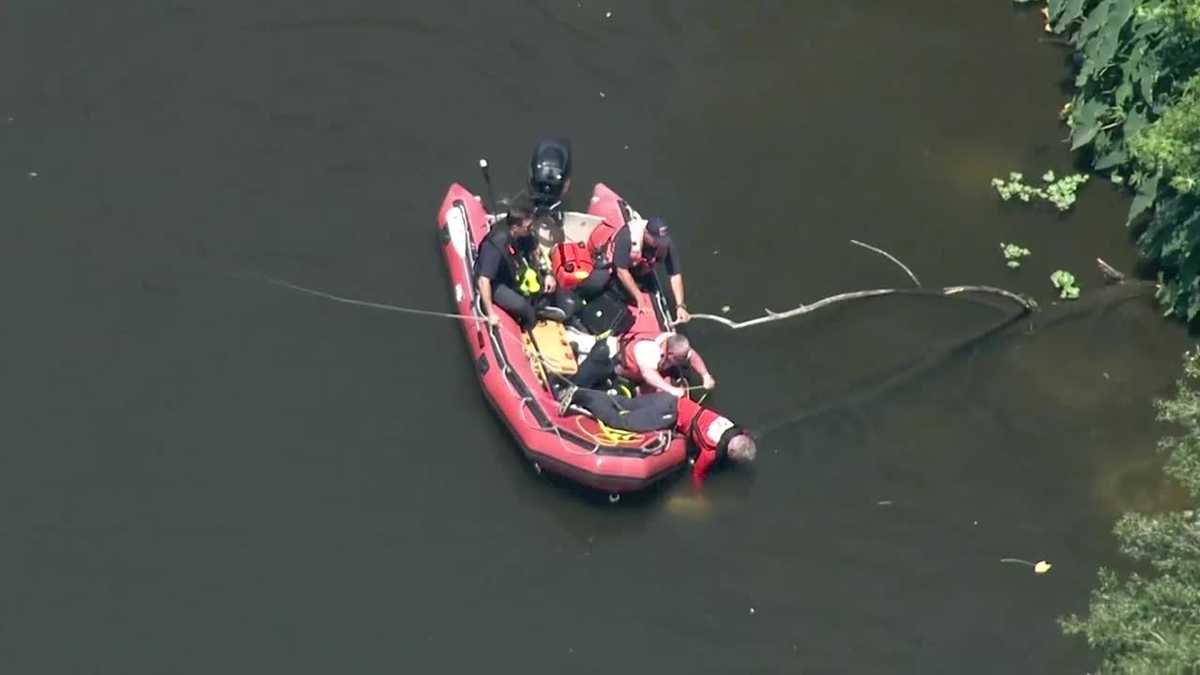 Search continues at pond where witnesses reported seeing person ...