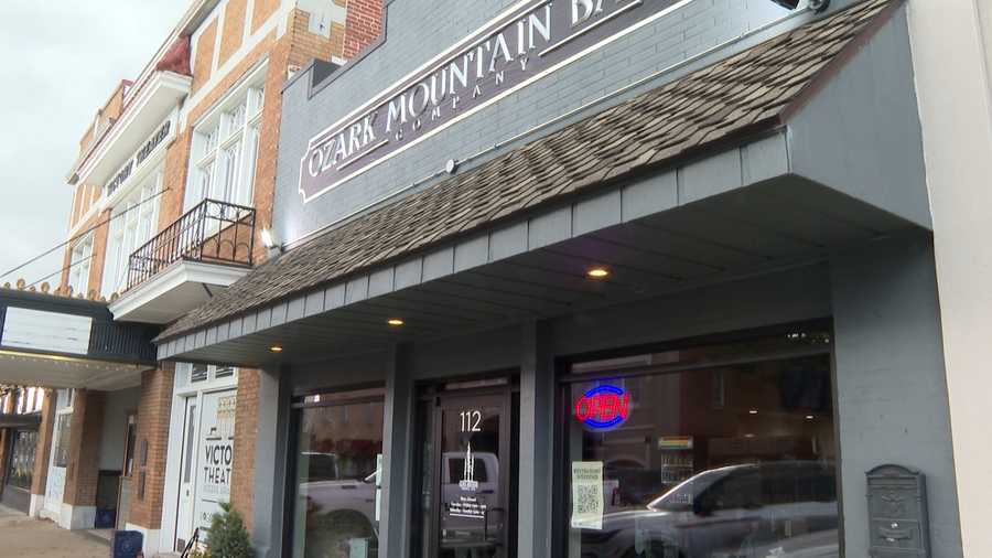 Rogers' first restaurant weekend
