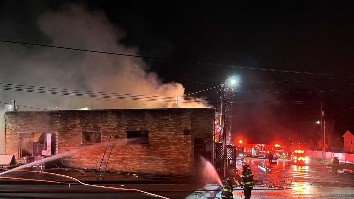 South Carolina: Restaurant in Greer catches fire
