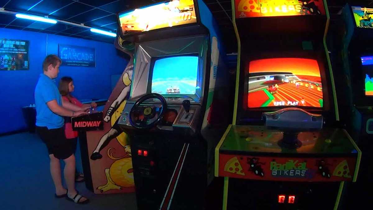 Menomonee Falls arcade introduces old-school games to a whole new ...