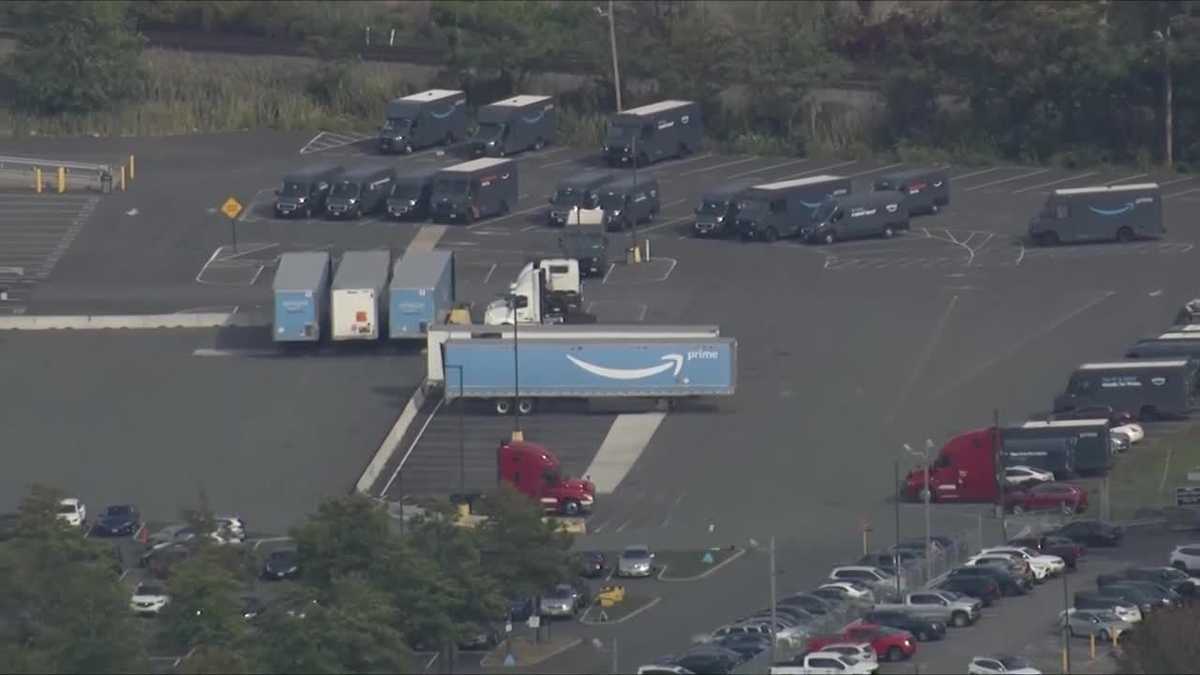 Man accused of attacking coworker with machetes at Revere Amazon facility