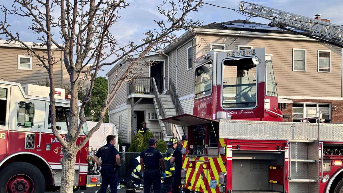 Man dies after fire in Revere