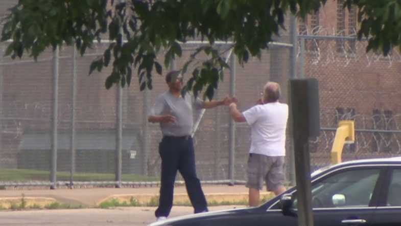 Man convicted in 1990s Green Bay paper mill vat death released from prison