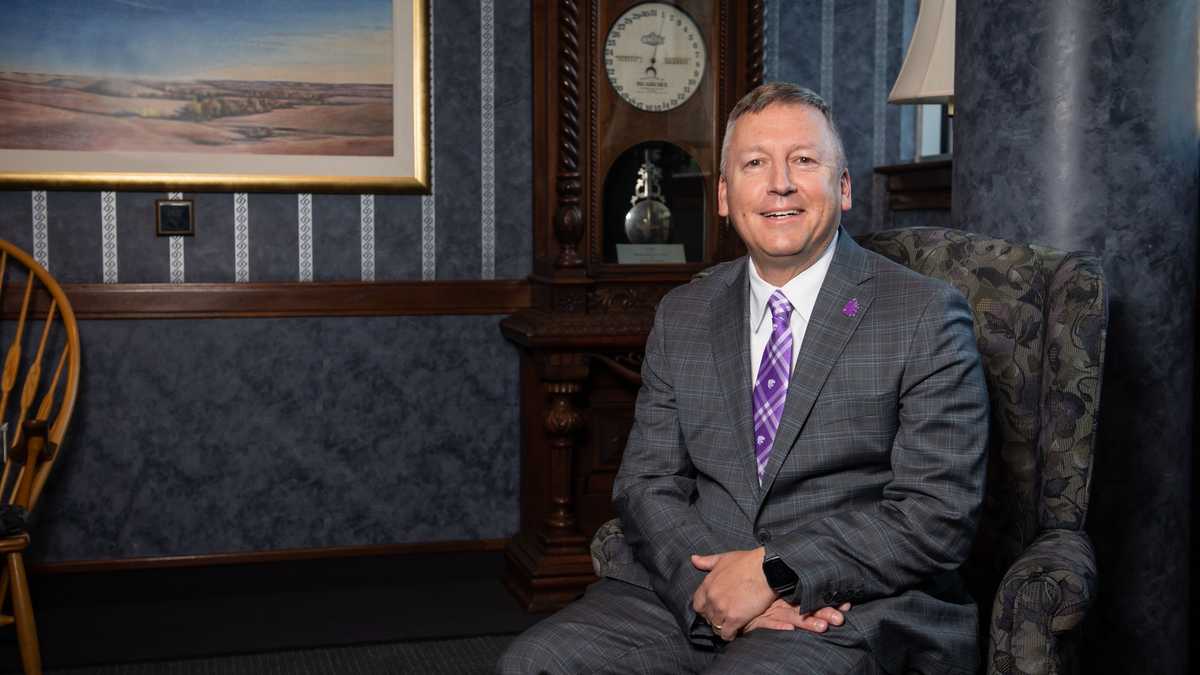 North Carolina State dean named new Kansas State president