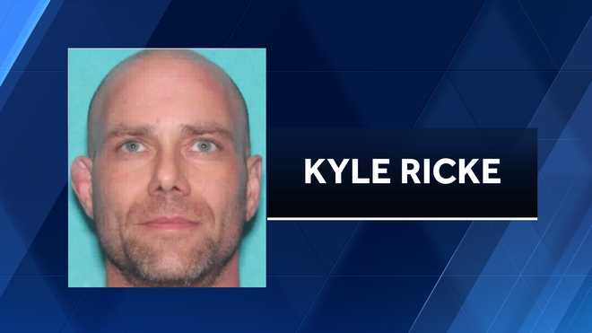 Iowa police officer killed in the line of duty