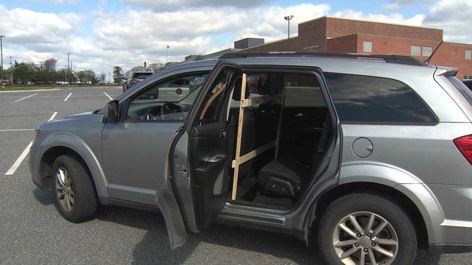 Parkville Uber driver installs plexiglass barrier to make riders more safe