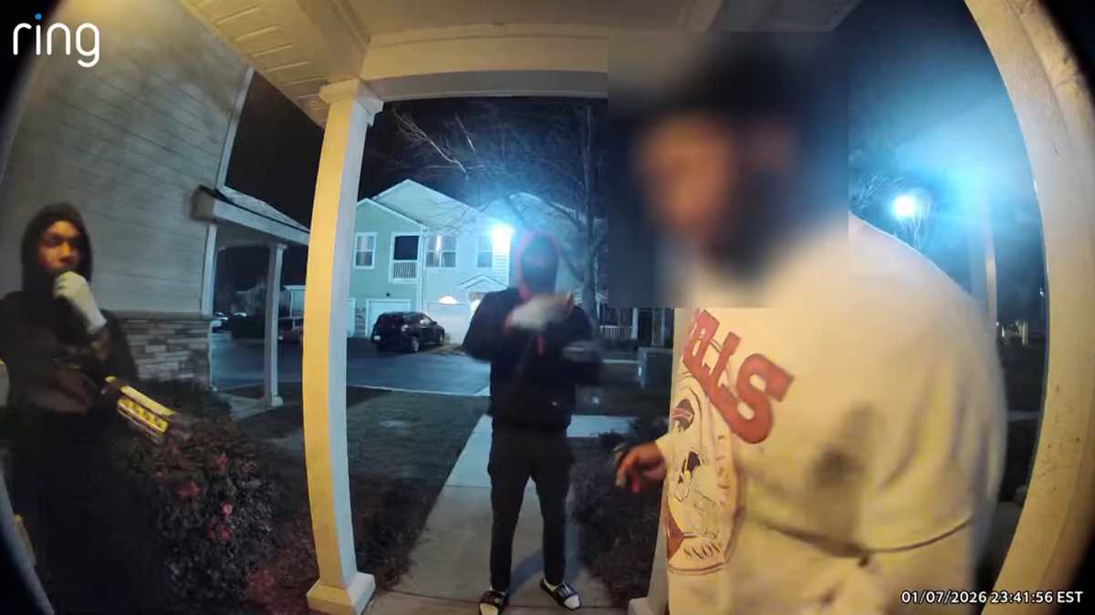 Residents say lack of transparency after gunpoint robbery at Effingham ...