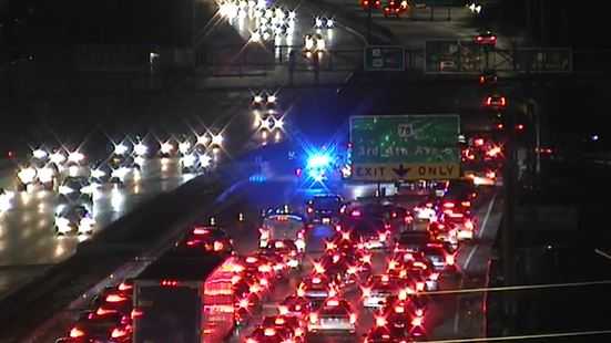 Crash has closed all northbound lanes on Red Mountain Expressway