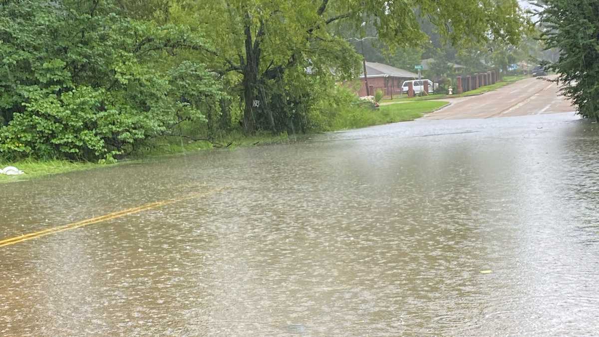 Flooding affecting roadways around Central Mississippi