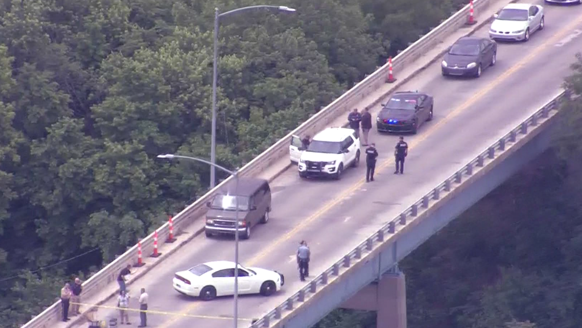 Leavenworth bridge shooter pleads guilty to attempted murder