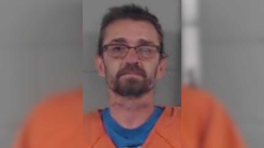 Southern Indiana man accused of molesting a pre-teen girl