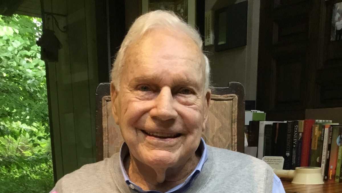 Robert Lindner, co-founder of United Dairy Farmers, dies at 101