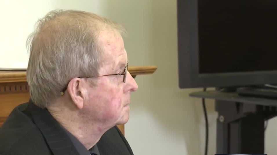 Trial begins for former janitor accused of sexually assaulting girl