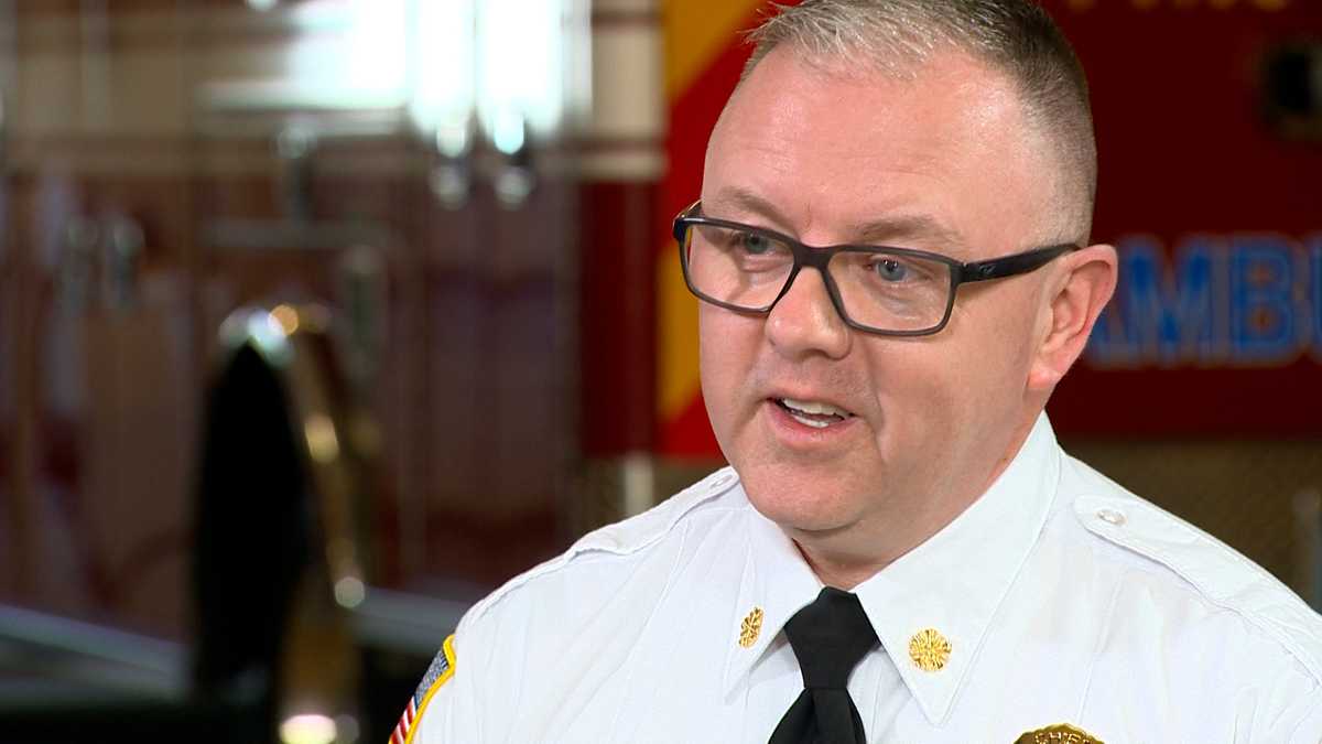 Duxbury FD chief says firefighters have widespread support