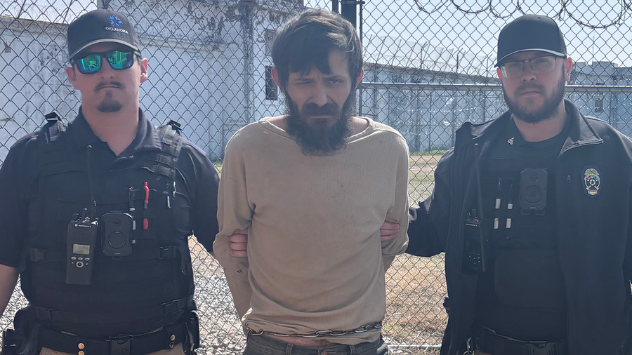 Oklahoma escapee moved to higher-security facility after capture