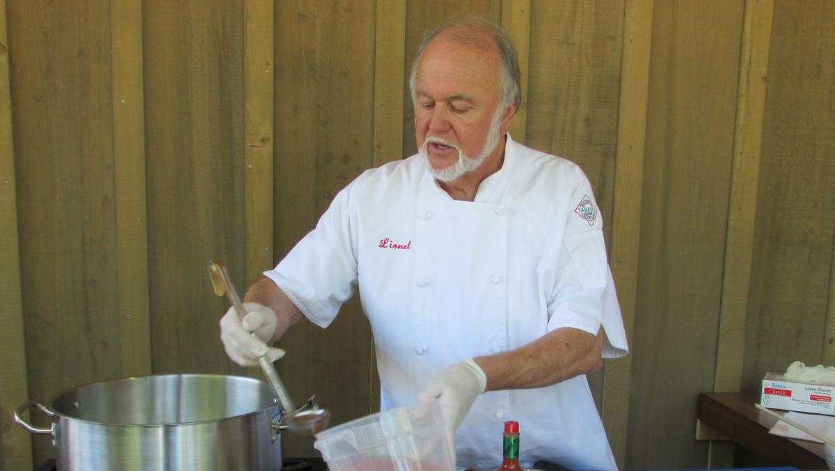 Well-known Louisiana chef 1 of 2 men killed in California plane crash