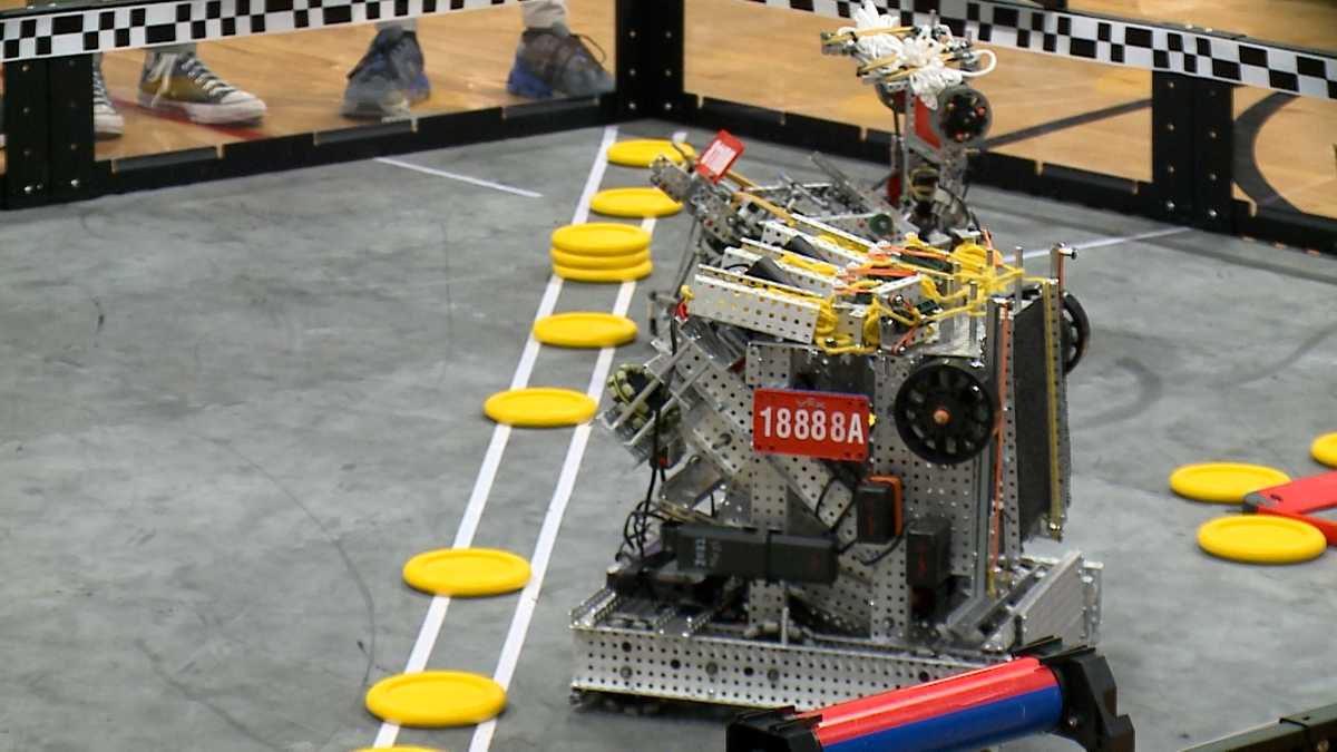 'It's 100% a sport': Council Bluffs hosts national robotics competition