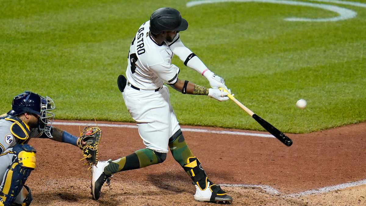 Pirates rookie Rodolfo Castro makes history in loss to Brewers