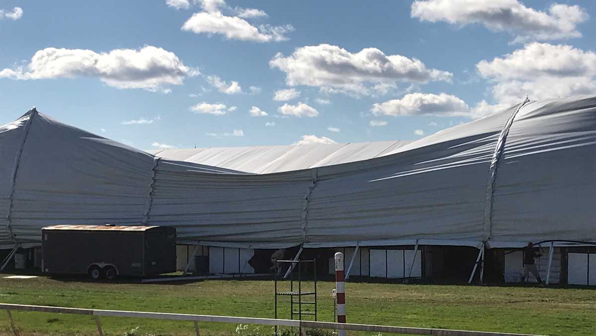 Heavy wind causes roof collapse of equine tent at State Fairgrounds