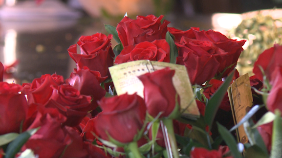 The 'rose rush' is on this Valentine's Day in Louisville, but florists ...