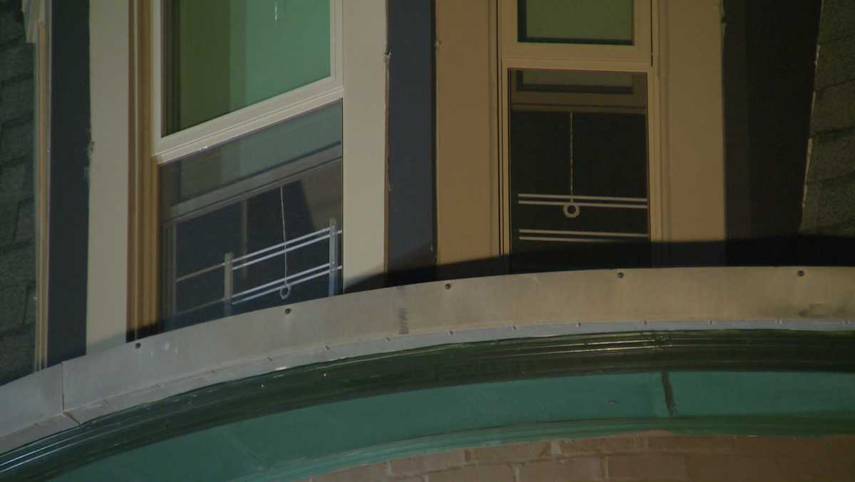 6-year-old girl falls from 3rd-floor window