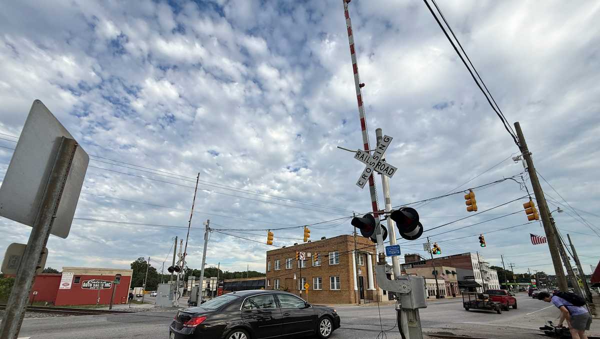 'Extreme traffic congestion for extended periods': Highway 21 railroad ...