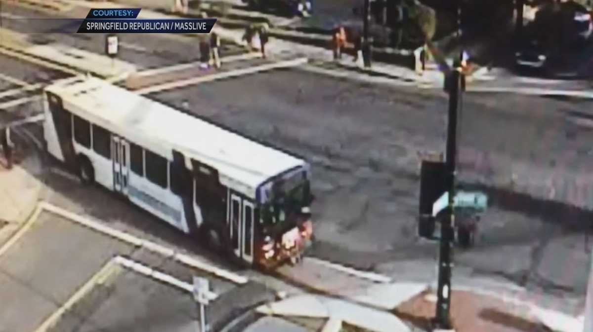 Footage shows runaway bus barely miss teenagers before crash