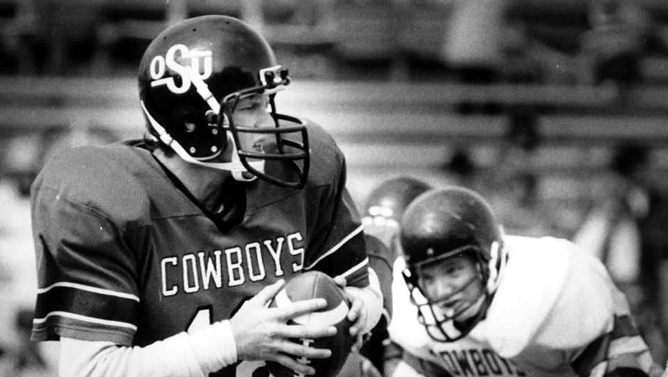 Record-setting Oklahoma State quarterback Rusty Hilger dies at age 57