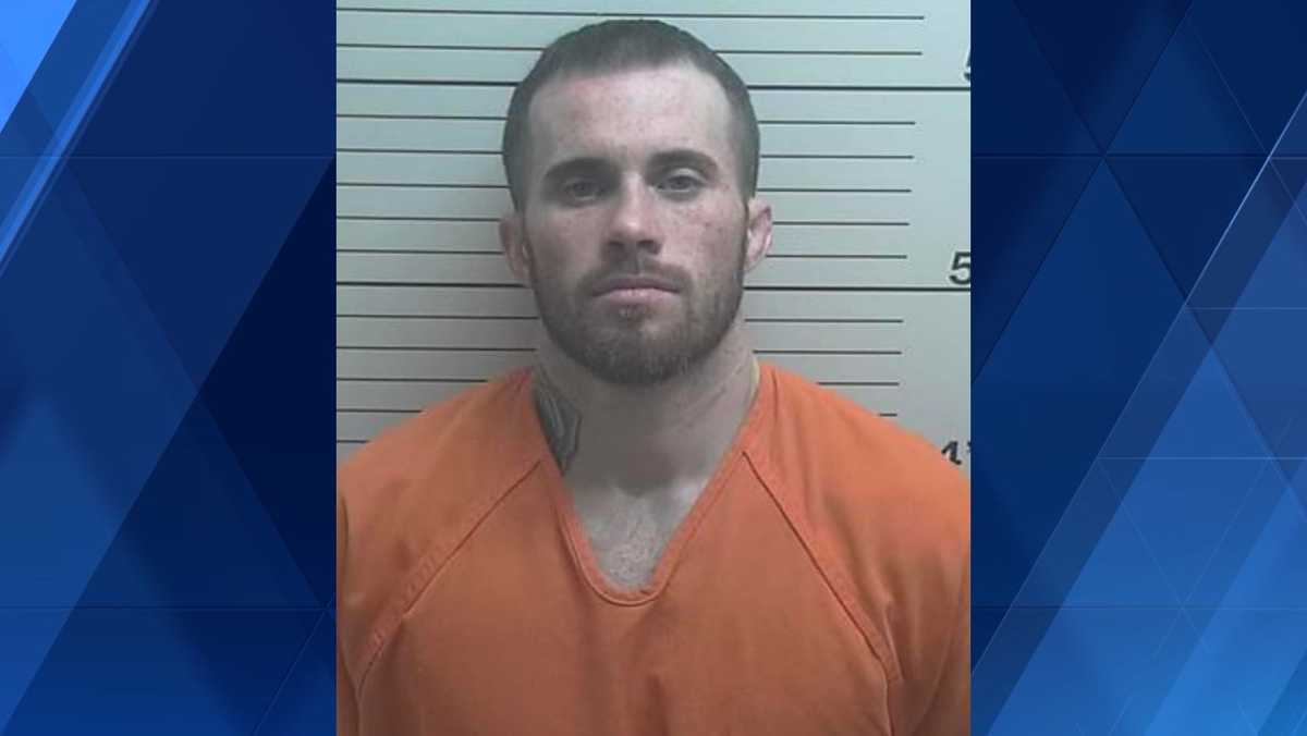 Ohio man in custody after fleeing deputies in Dearborn County