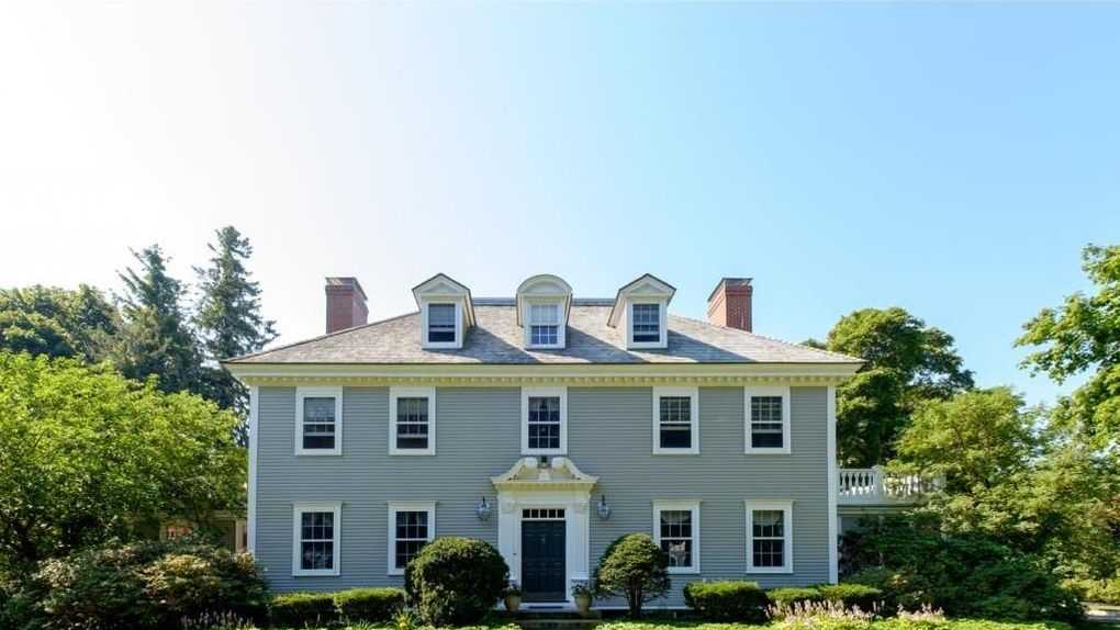 Mansion Monday: Seaside Rye colonial is like stepping back in time