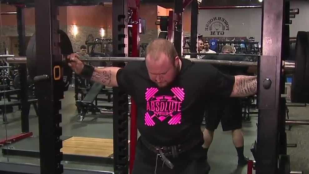 'I had no other choice': Powerlifter lifts 2-ton Jeep off man after ...