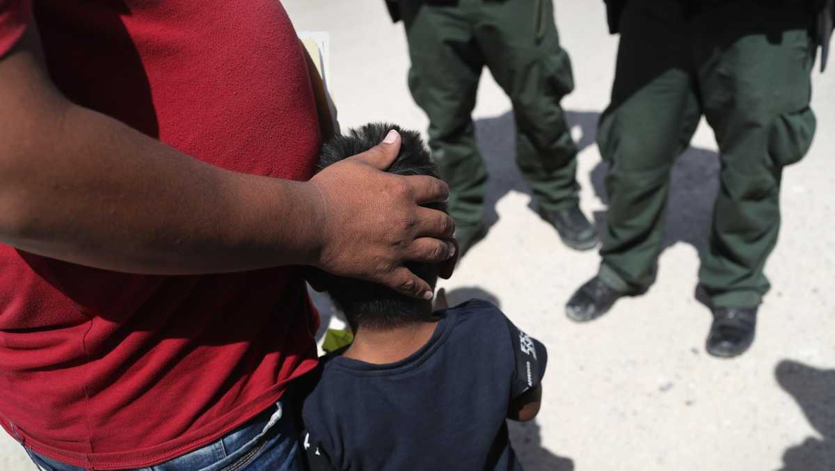 Hundreds of parents were deported from U.S. without their children ...
