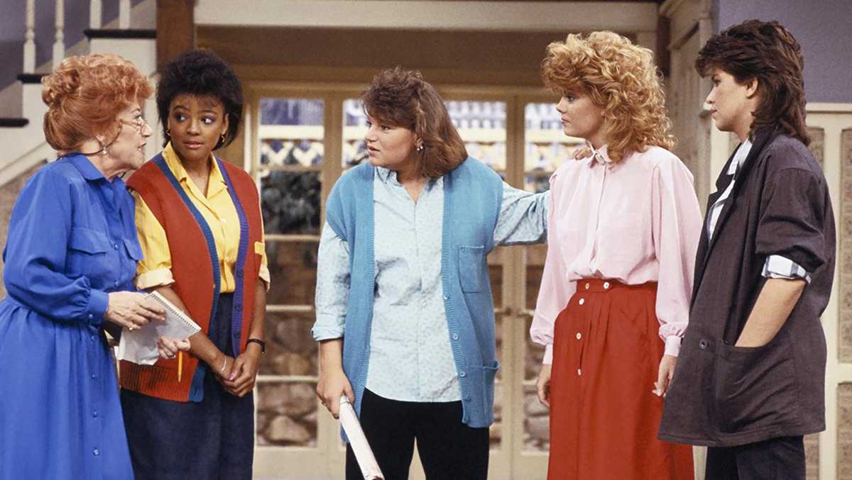 'The Facts of Life' cast is back together for a holiday special
