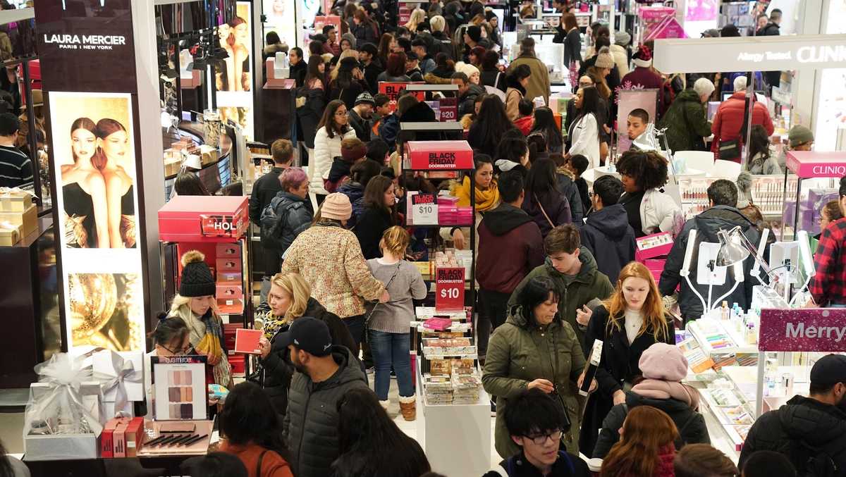 Holiday shopping season kicks off with $4.2 billion Thanksgiving online ...